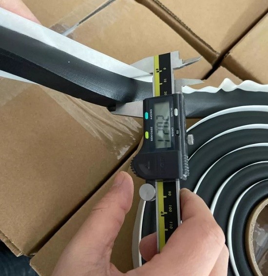 ODM Mastic Sealing Strip Waterseal Mastic Tape 25mmX25mm